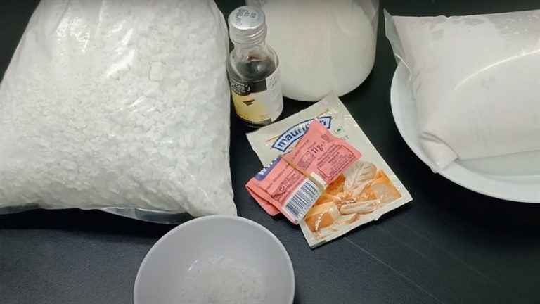 Bánh bò - Chiếc bánh mang nhiều hương vị tuổi thơ của trẻ em vùng quê