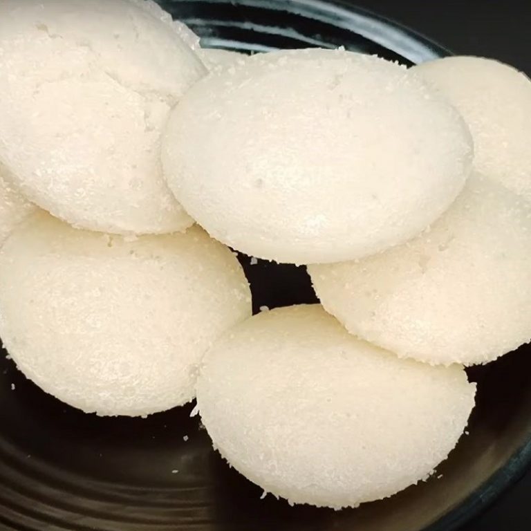 Bánh bò - Chiếc bánh mang nhiều hương vị tuổi thơ của trẻ em vùng quê